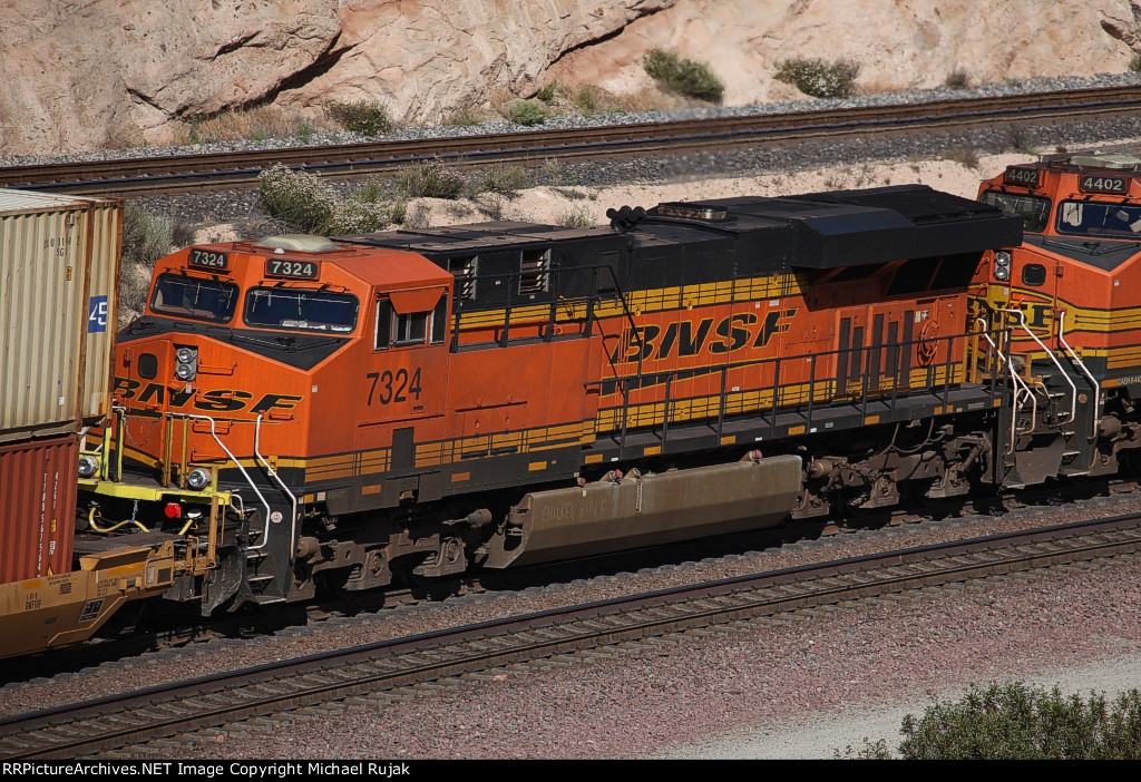 BNSF 7324